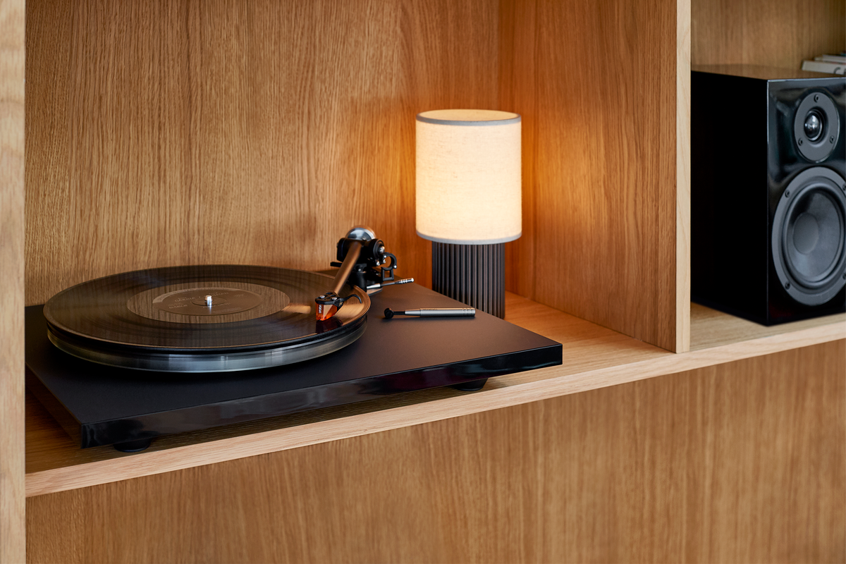 Ortofon 2MR Range for Rega Turntables – Miranda Hi-Fi